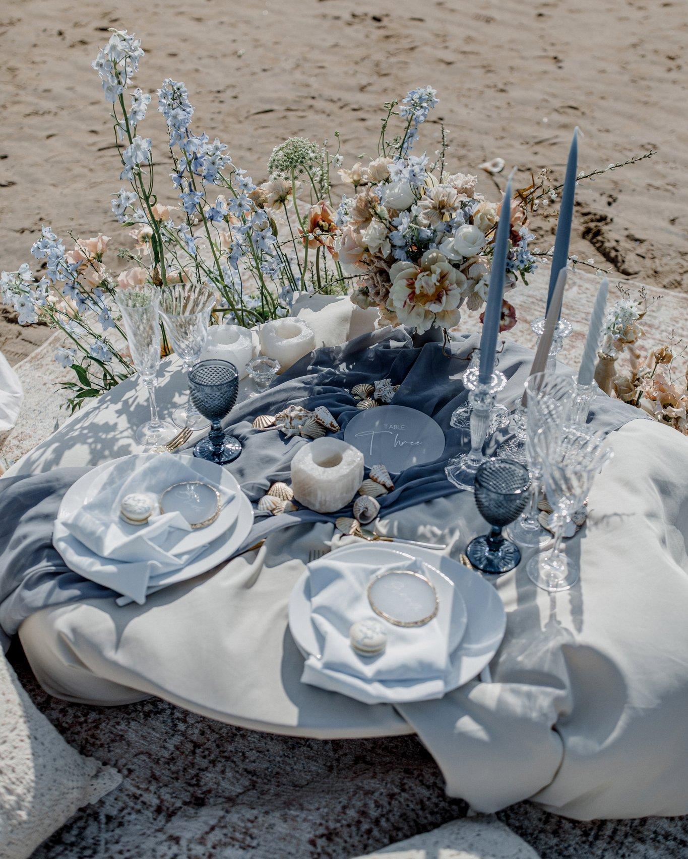 35 Inspiring Something Blue Ideas for Your Wedding - hitched.co.uk