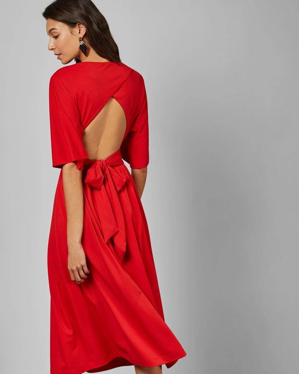 10 Biggest Bridesmaid Dress Trends 2021 Uk
