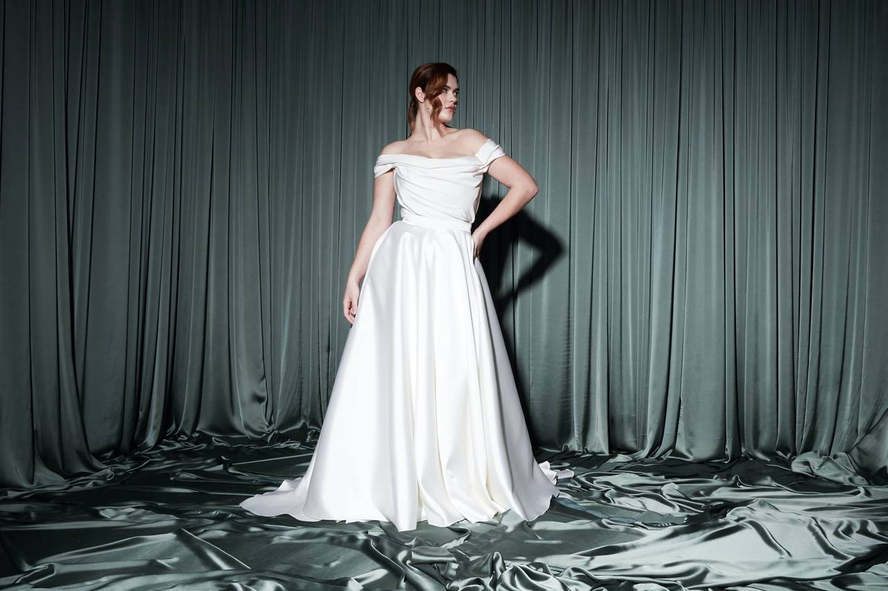 Floral Wedding Dresses: 25 Bridal Gowns with Added Flower Power ...