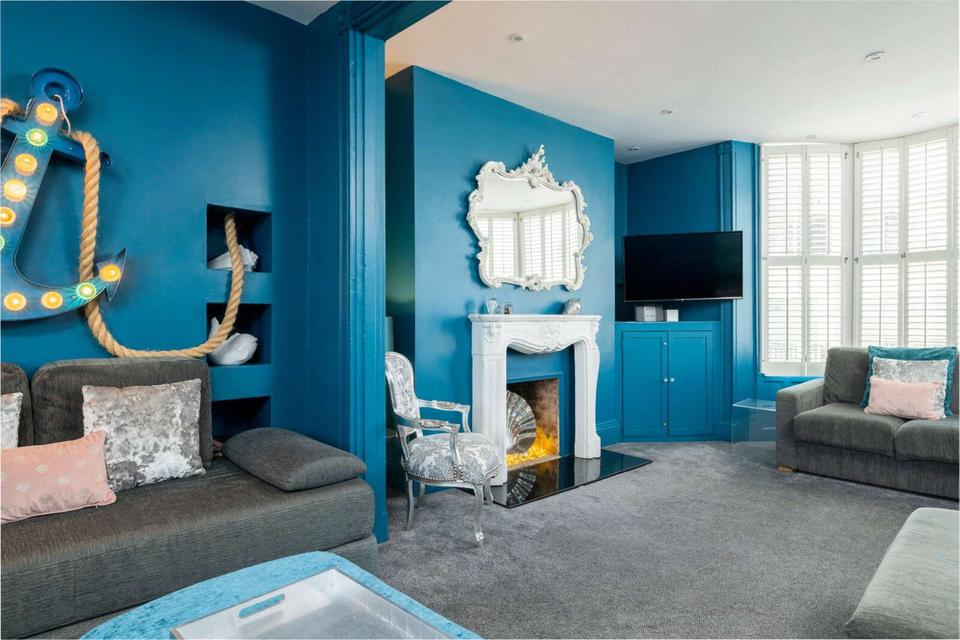 Best Hen Party Houses in the UK for the Ultimate Hen Weekend - hitched ...