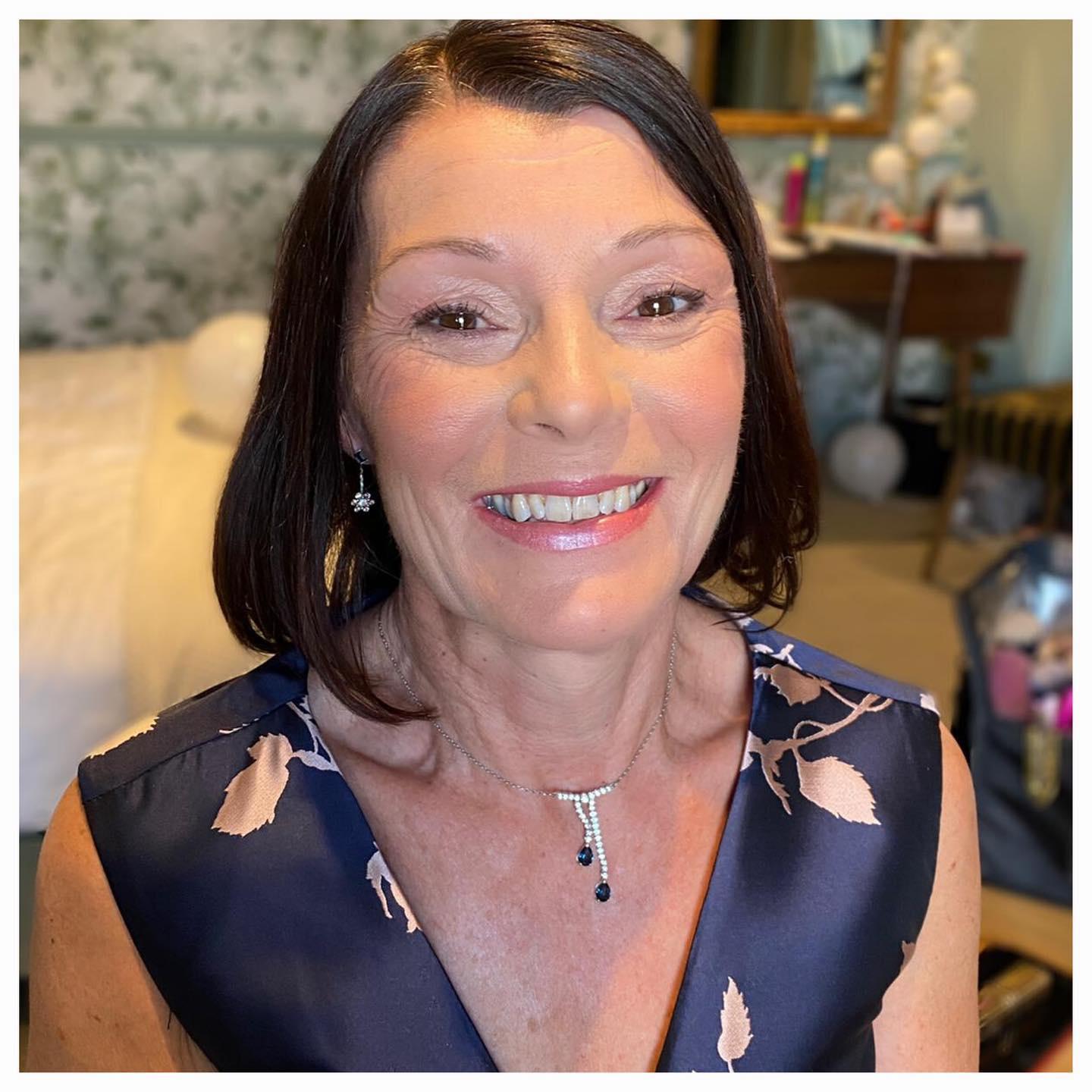 Soft Mother of the Bride Makeup Ideas & Tips for a Natural Look ...