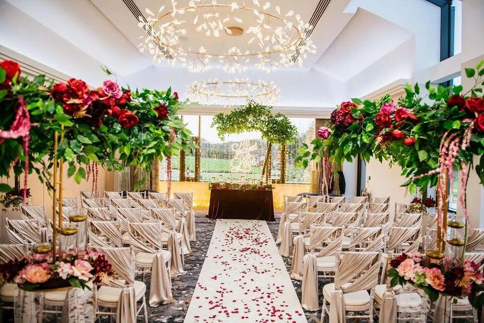 Wedding Aisle Decor Ideas for Every Budget & Expert Advice - hitched.co.uk