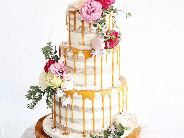 Dreamy Drip Wedding Cakes: 23 Delicious Styles - hitched.co.uk