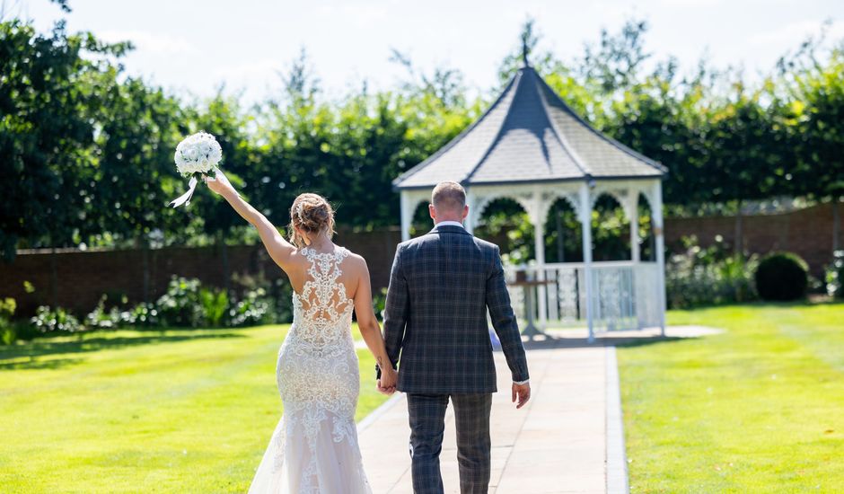 Kieron Wilks and Alex Copley's Wedding in Maldon, Essex | hitched.co.uk