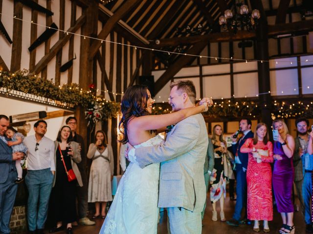Stuart and Jasmine's Wedding in Hildenborough, Kent | hitched.co.uk