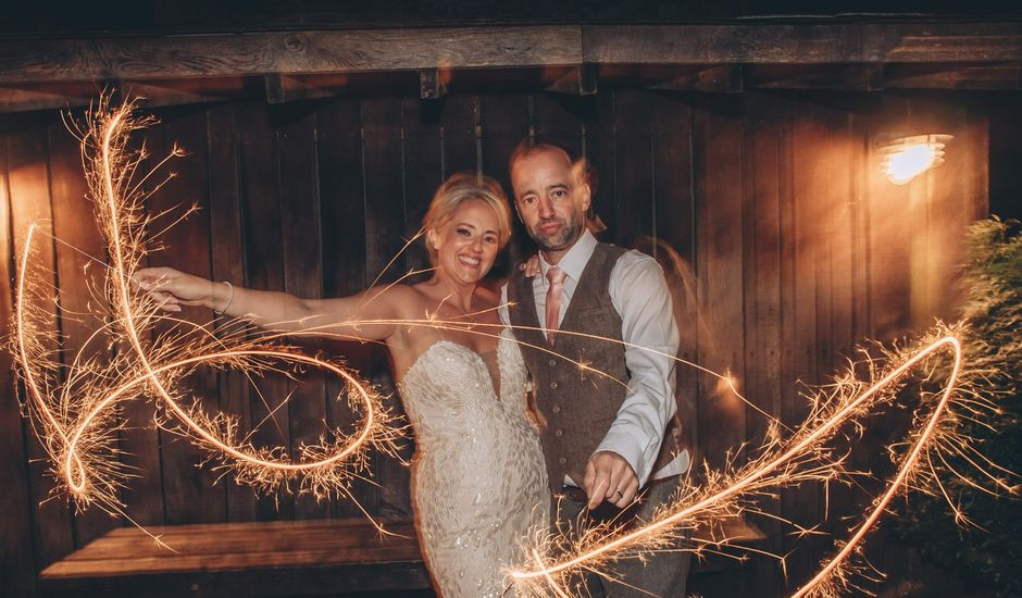 Daniel Nott and Emma Rogers's Wedding in Liskeard, Cornwall | hitched.co.uk