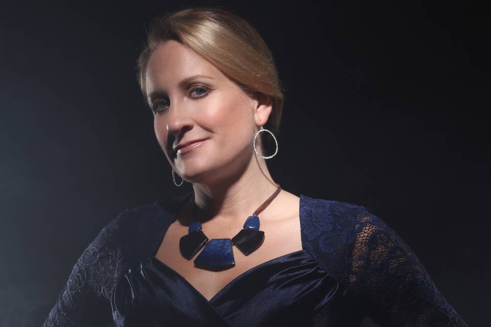 Jazz & Swing Singer - Annelise Molloy in Hertfordshire - Wedding Music ...
