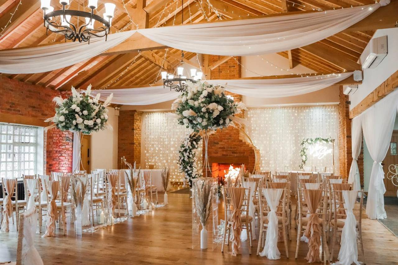Charnock Farm in Leyland, Lancashire - Updated prices | hitched.co.uk