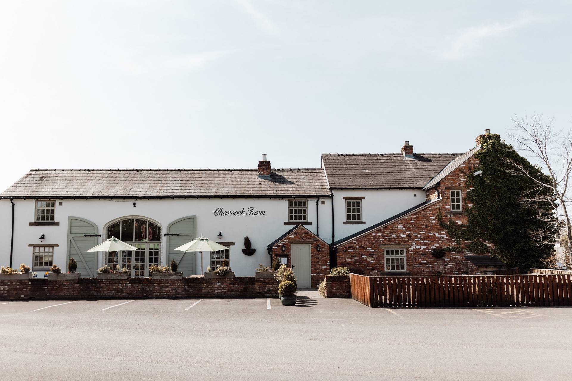Charnock Farm in Leyland, Lancashire - Updated prices | hitched.co.uk