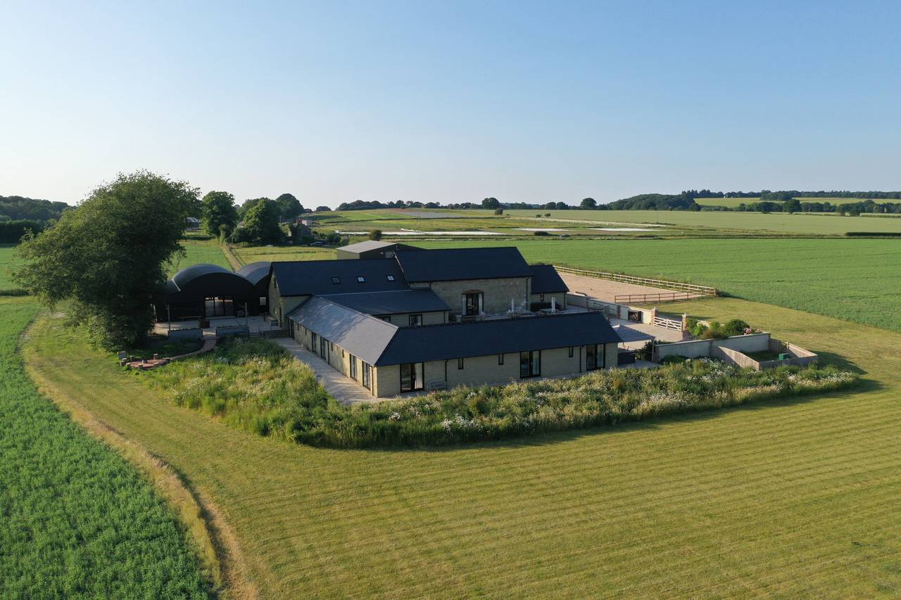 Videos from West Barn Lodge