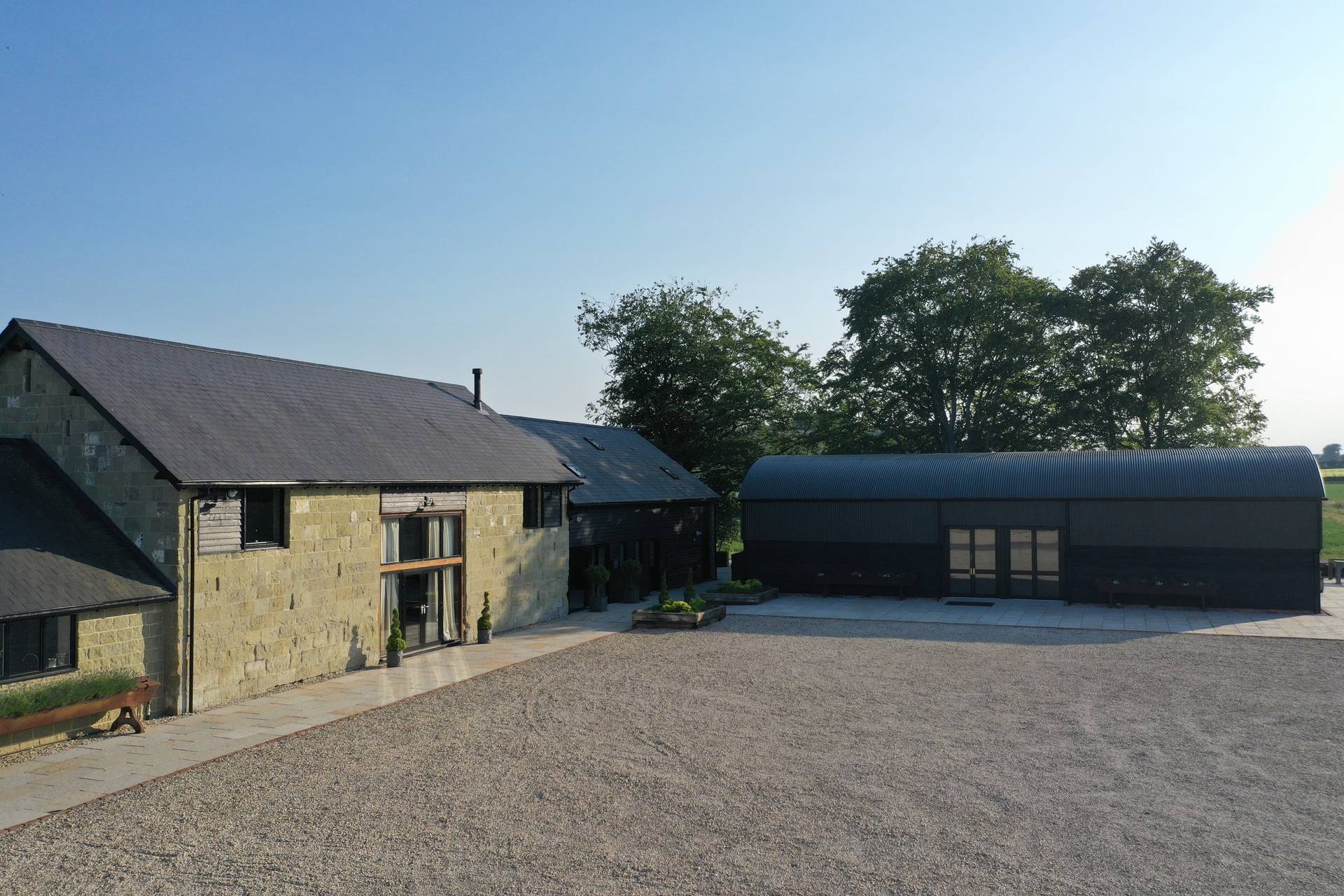 West Barn Lodge Salisbury, Wiltshire - Updated prices | hitched.co.uk