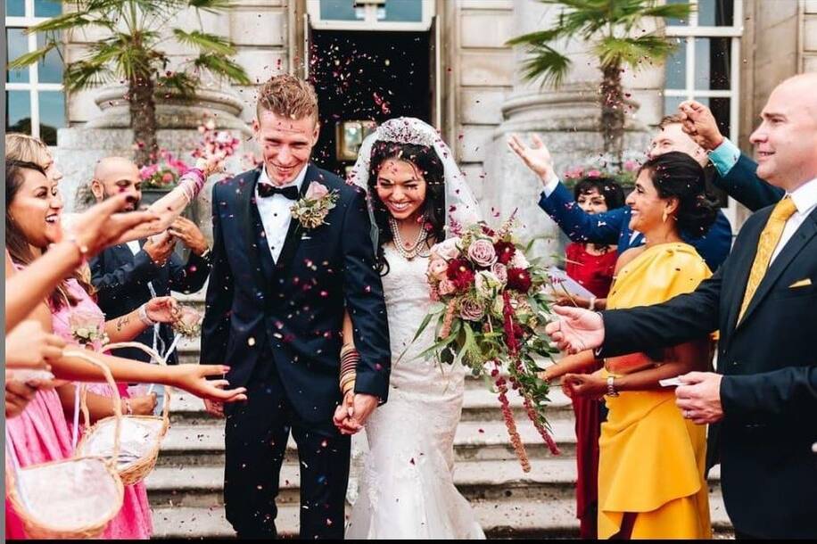 Flower Connection UK in Reading, Berkshire - Updated prices | hitched.co.uk