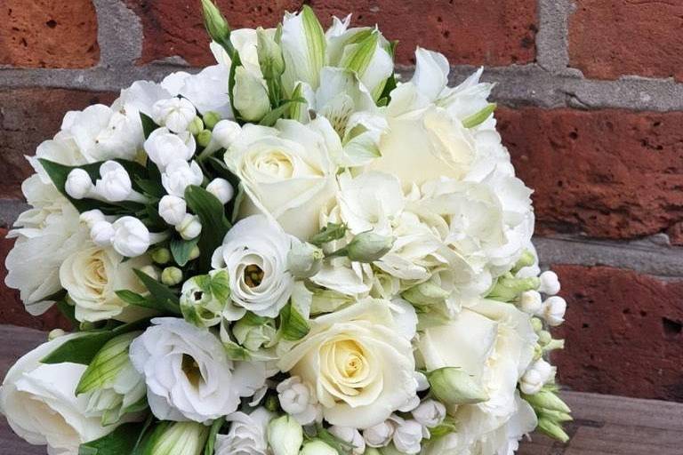 Flower Connection UK in Reading, Berkshire - Updated prices | hitched.co.uk