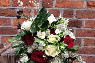 Flower Connection UK in Reading, Berkshire - Updated prices | hitched.co.uk