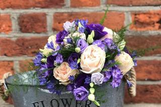Flower Connection UK in Reading, Berkshire - Updated prices | hitched.co.uk