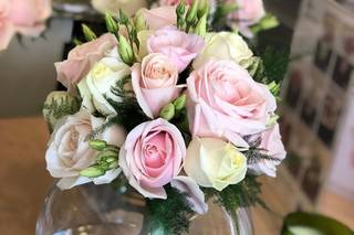 Flower Connection UK in Reading, Berkshire - Updated prices | hitched.co.uk