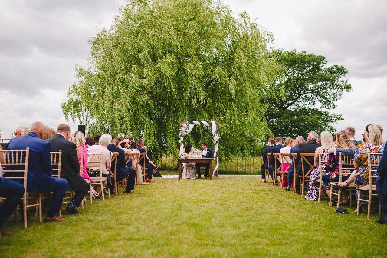 Little Green Wedding Barn in Thrandeston, Norfolk - Updated prices ...