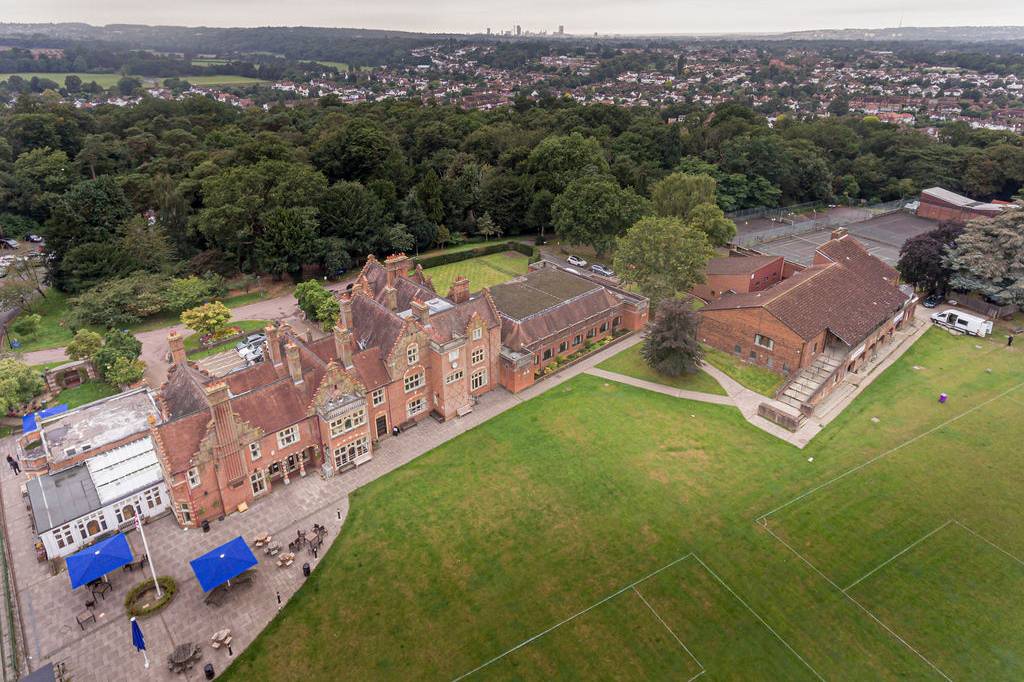 The Warren Hayes in Bromley, Kent - Updated prices | hitched.co.uk