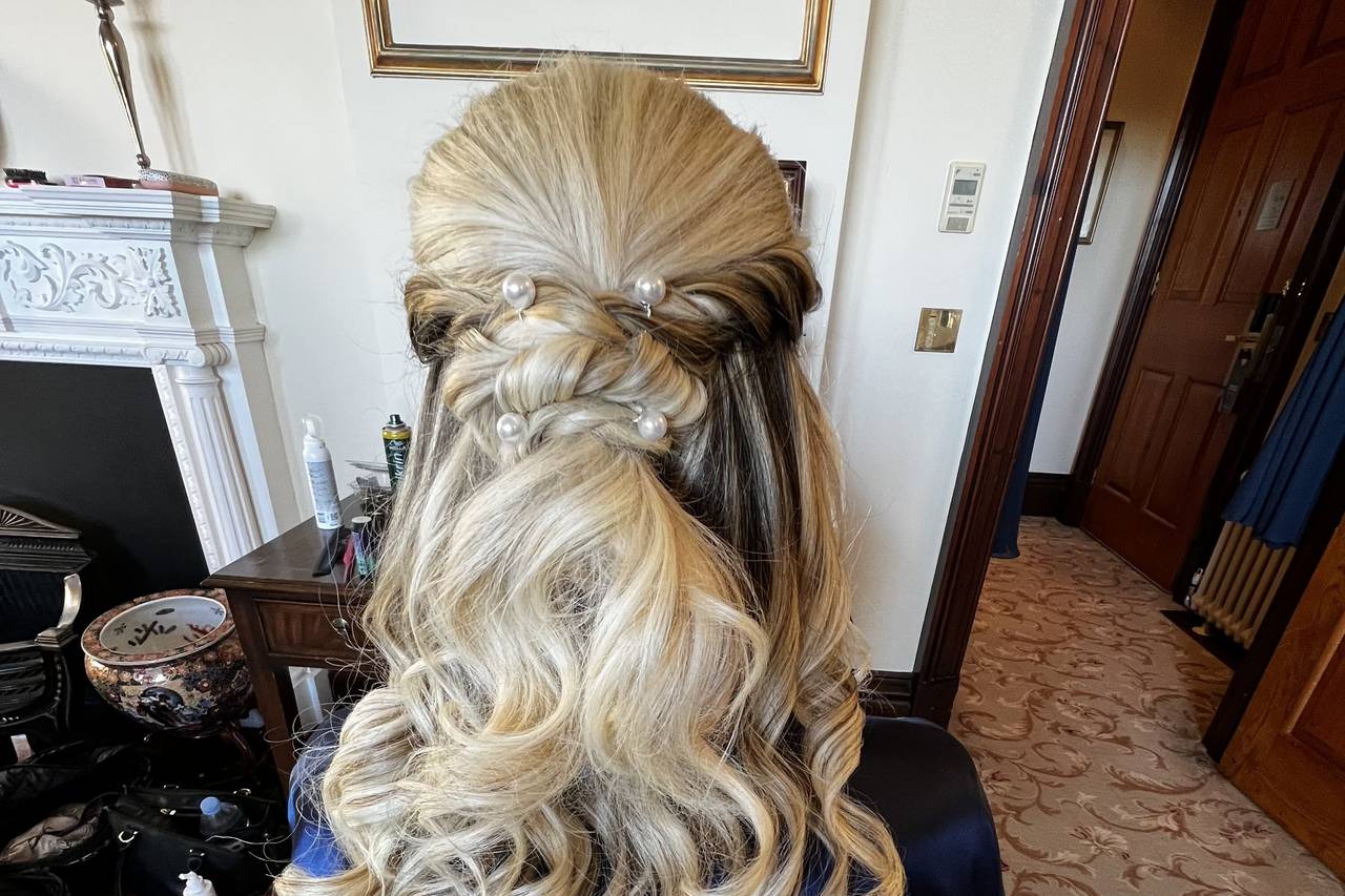 SH Hair Dressing in Sheffield, South Yorkshire - Updated prices ...