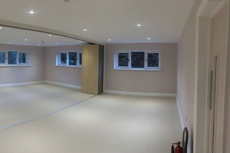 The Lloyd Hall in Redhill, Surrey - Updated prices | hitched.co.uk