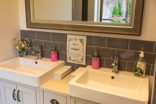 Highden Estate in Horsham, West Sussex - Updated prices | hitched.co.uk