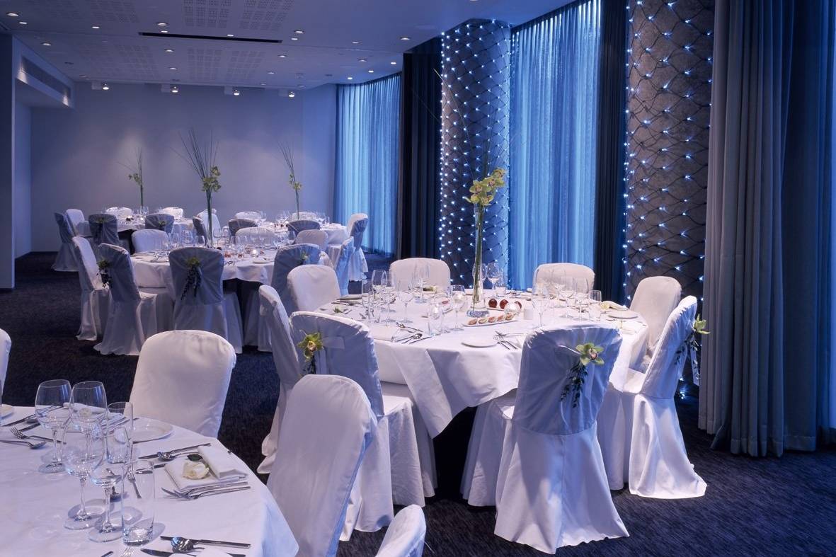 Radisson Blu Birmingham in Birmingham, West Midlands - Updated prices ...