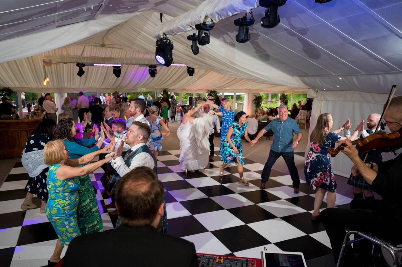 Clawdd Offa Farm Wedding Venue Chester, Cheshire | hitched.co.uk