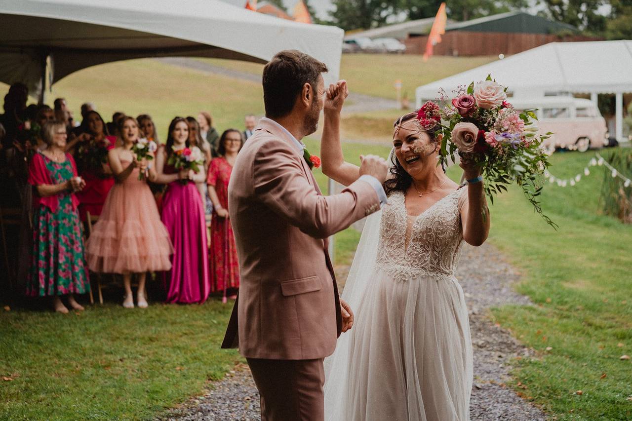Clawdd Offa Farm Wedding Venue Flint, Flintshire | hitched.co.uk