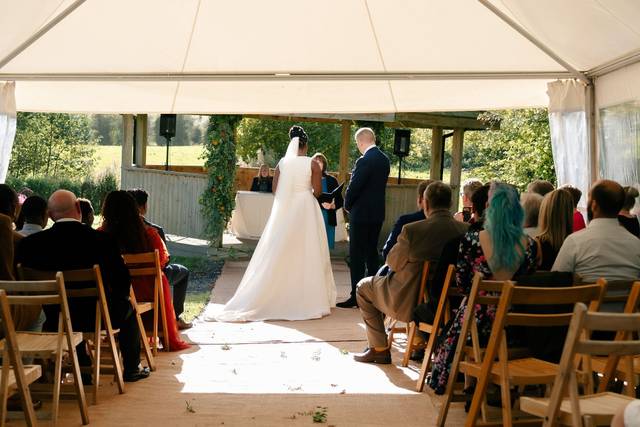 Clawdd Offa Farm in Chester, Cheshire - Updated prices | hitched.co.uk