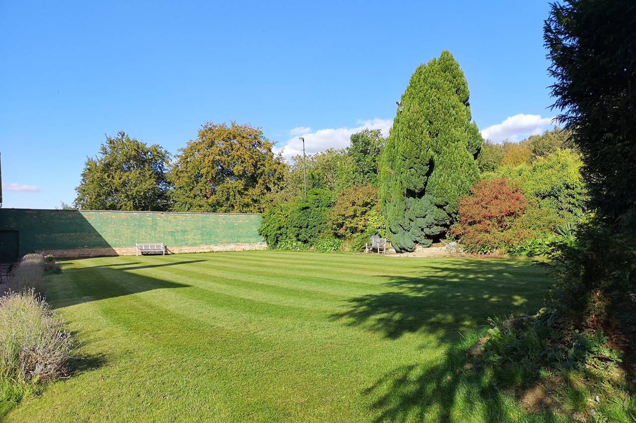 Cleatham Hall Wedding Venue Gainsborough, Lincolnshire | hitched.co.uk