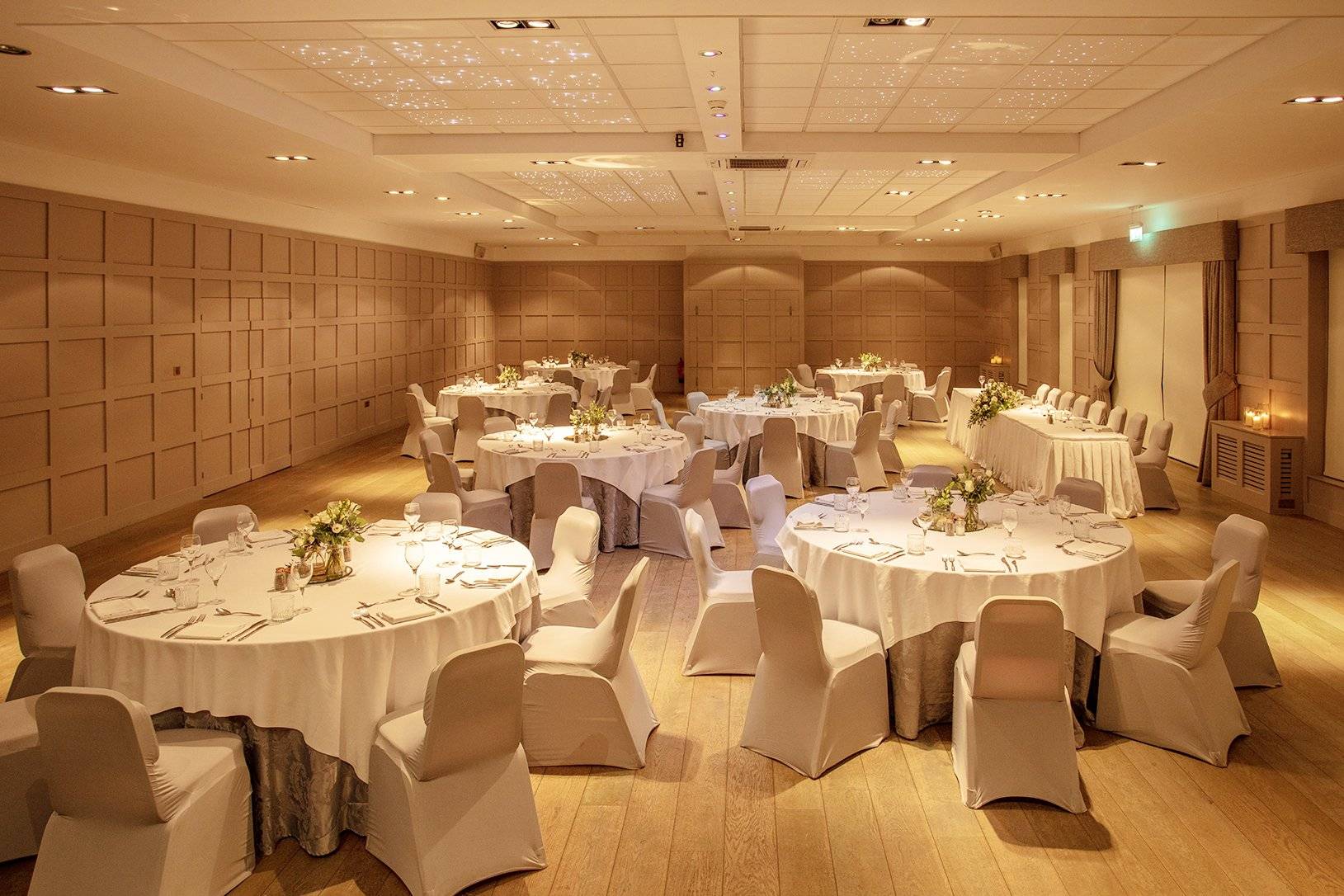 Strathaven Hotel Bothwell, Central & Glasgow - Updated prices | hitched ...