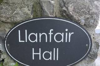 LLanfair Hall in Llanfairpwllgwyngyll, Gwynedd - Updated prices ...
