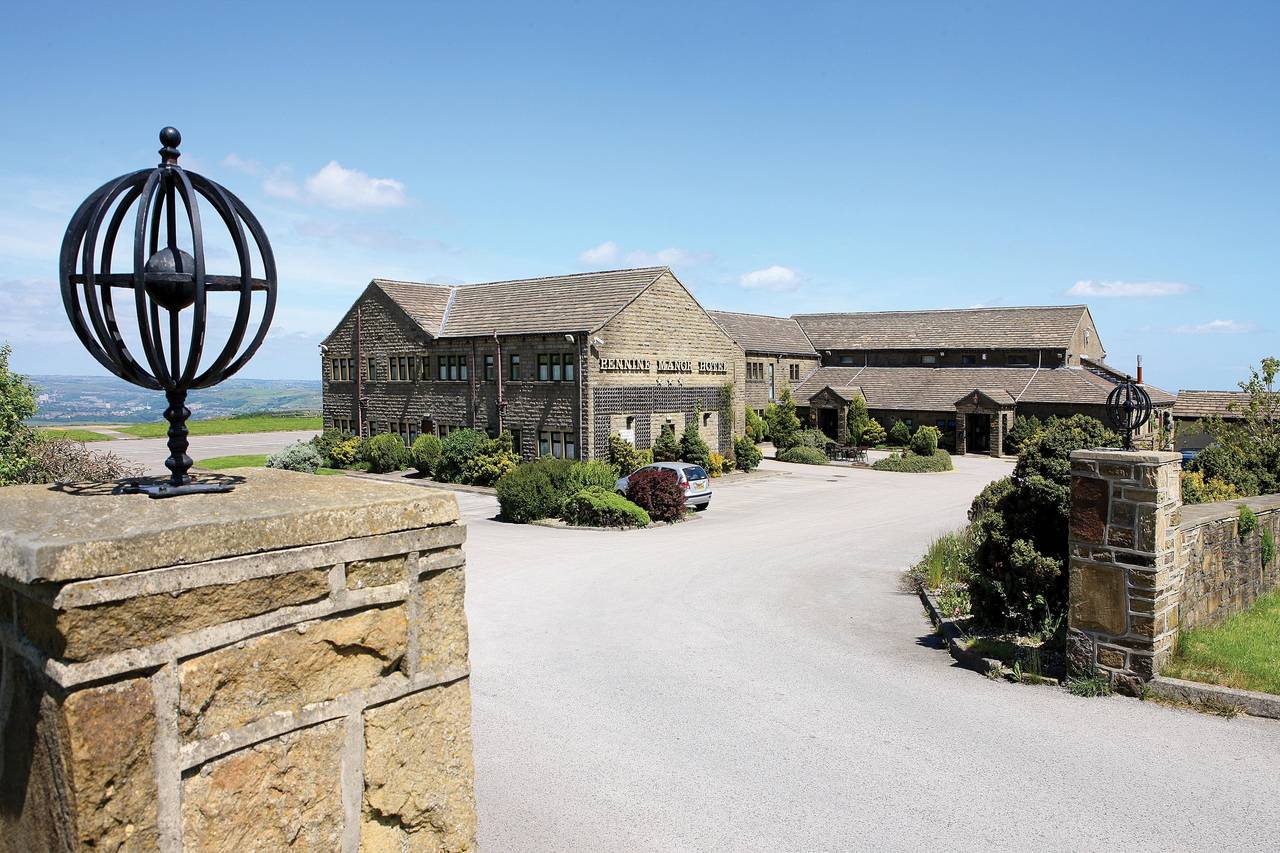 Pennine Manor Hotel in Huddersfield, West Yorkshire - Updated prices ...