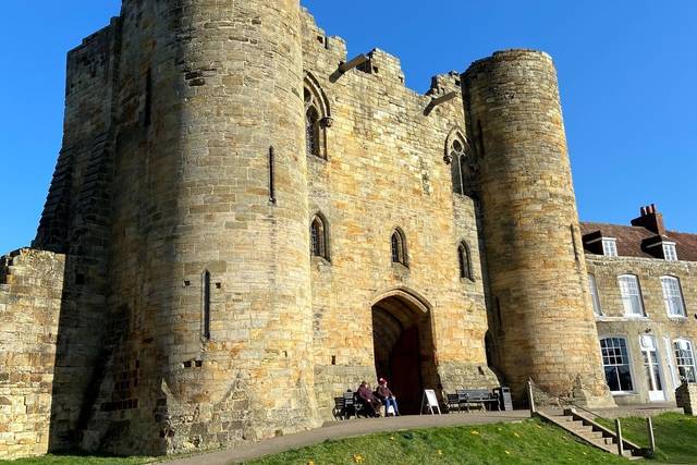 Tonbridge Castle in Tonbridge, Kent - Updated prices | hitched.co.uk
