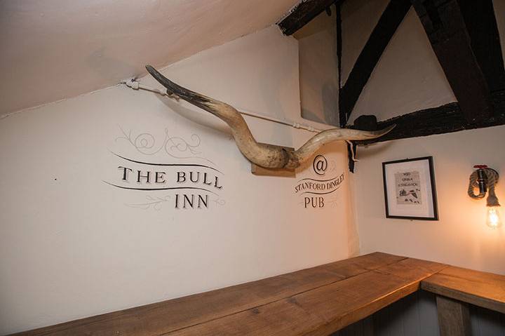 The Bull Inn in Reading, Berkshire - Updated prices | hitched.co.uk