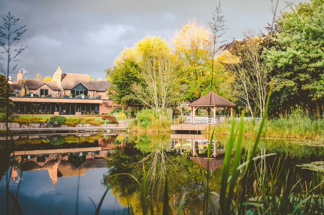 Moddershall Oaks Nr Stone, Staffordshire - Updated prices | hitched.co.uk