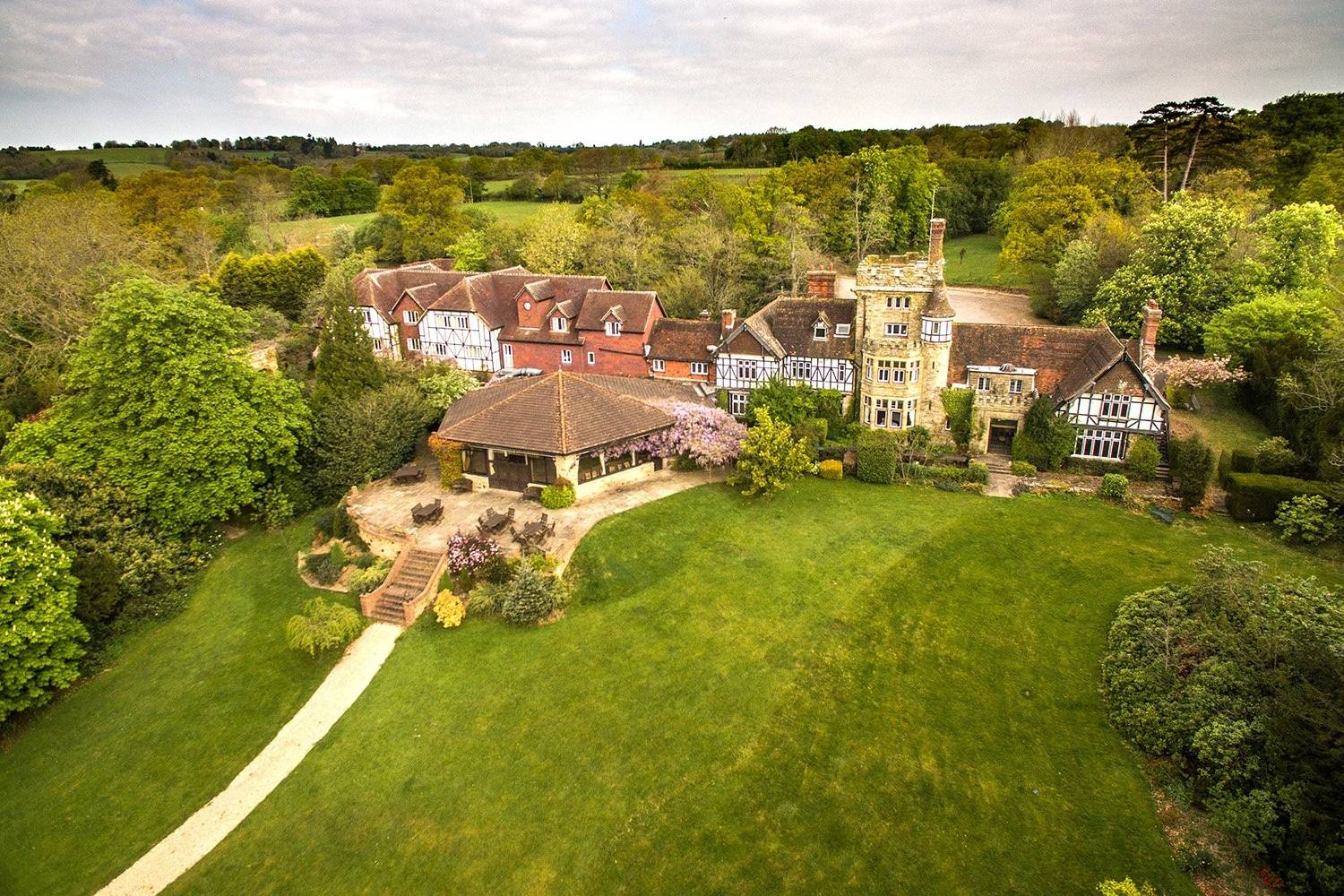The Ravenswood in East Grinstead, West Sussex - Updated prices ...