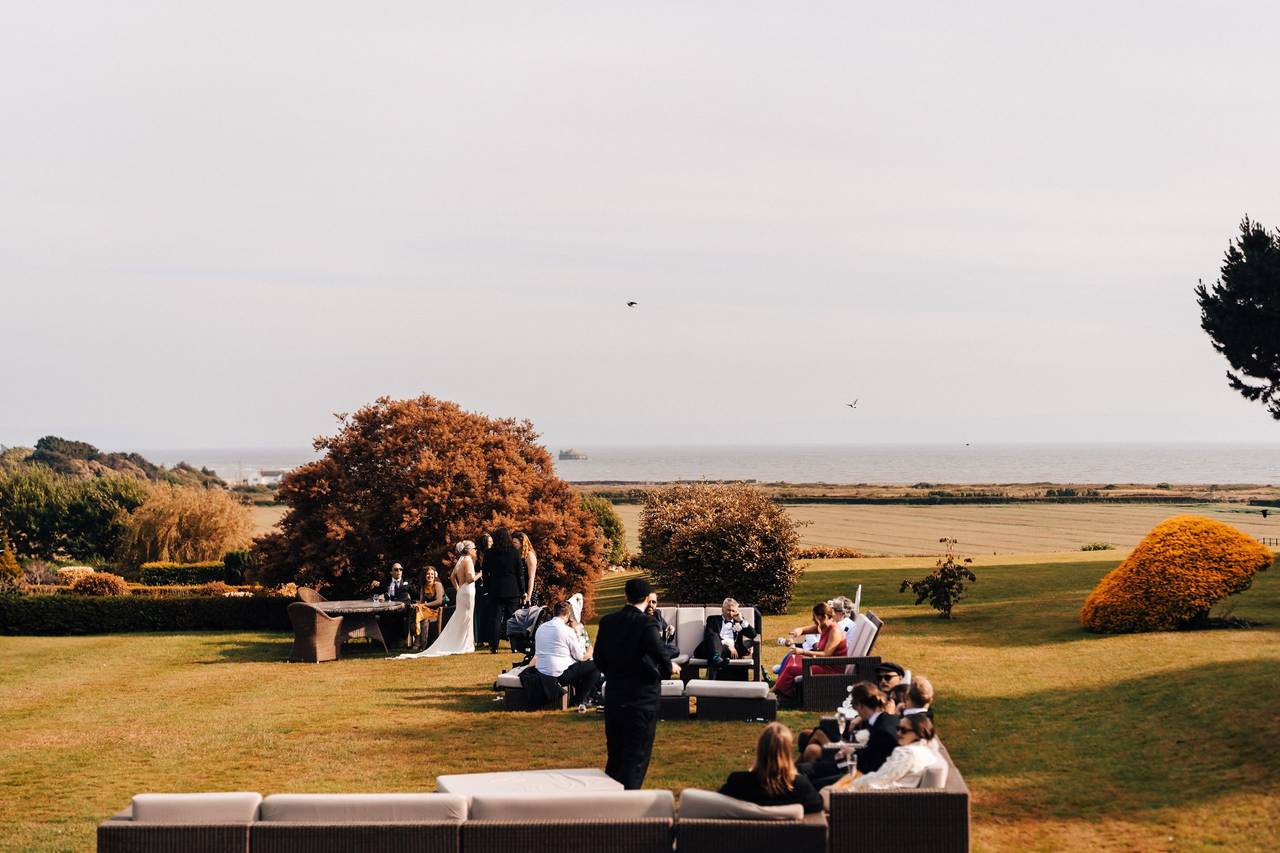 Gileston Manor in Barry, Vale Of Glamorgan - Updated prices | hitched.co.uk