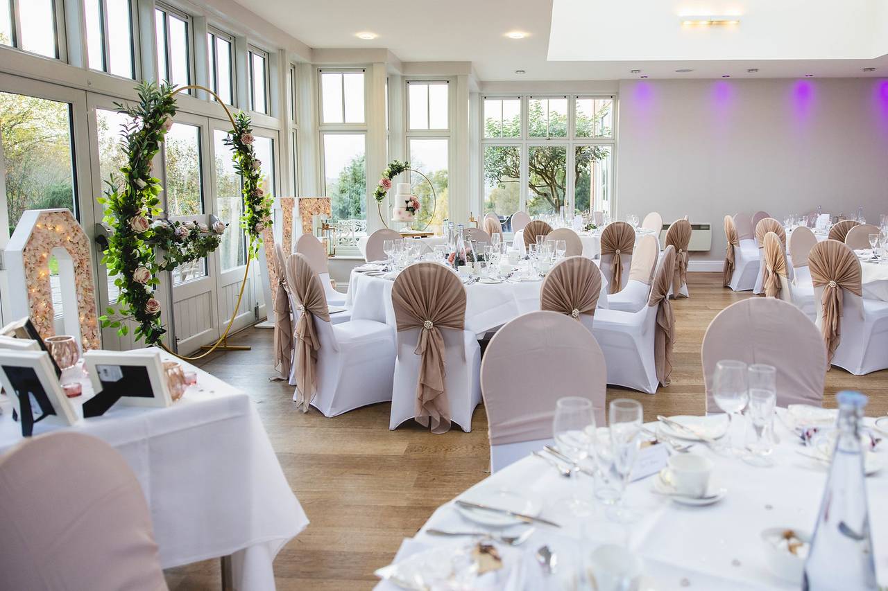 The Upper House Hotel in Stoke-on-Trent, Staffordshire - Updated prices ...