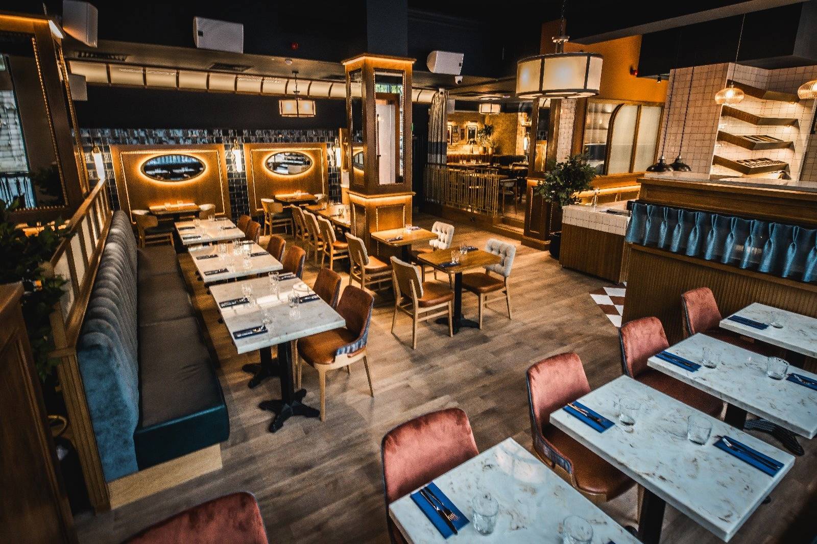 Elaine's Bar, Restaurant and Deli in Covent Garden, West Central London ...